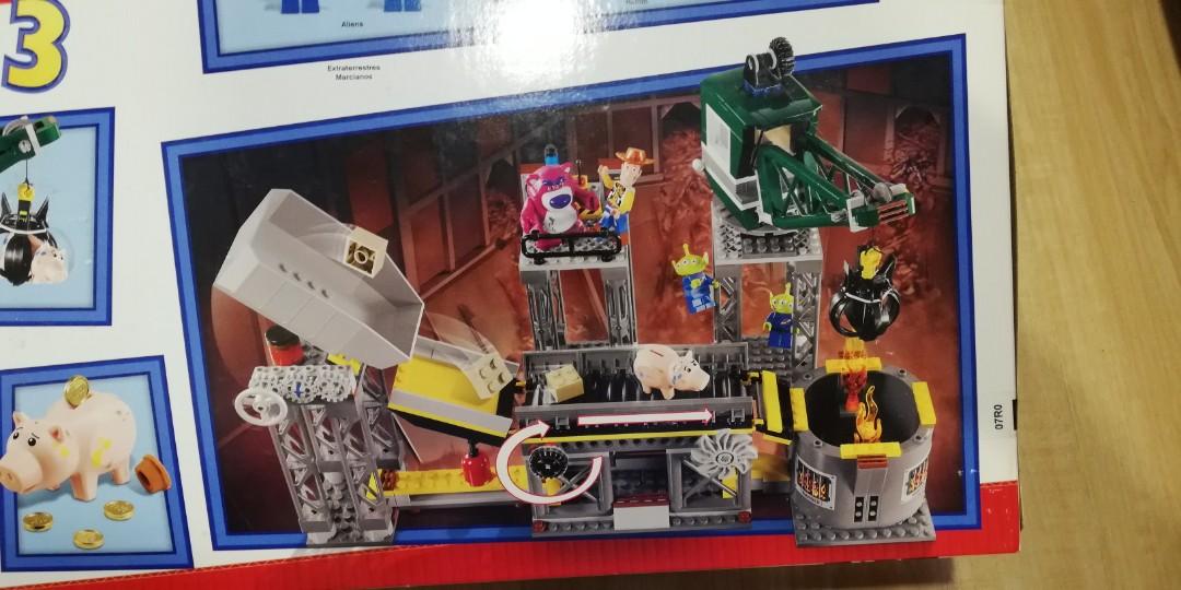 Lego 7596 Toy Story - Trash Compactor Escape, Hobbies & Toys, Toys ...