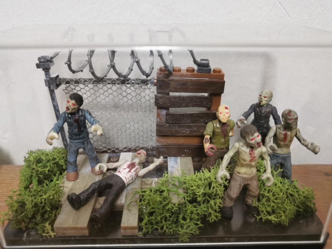 Megablok Call of Duty Zombie Horde Diorama, Hobbies & Toys ...