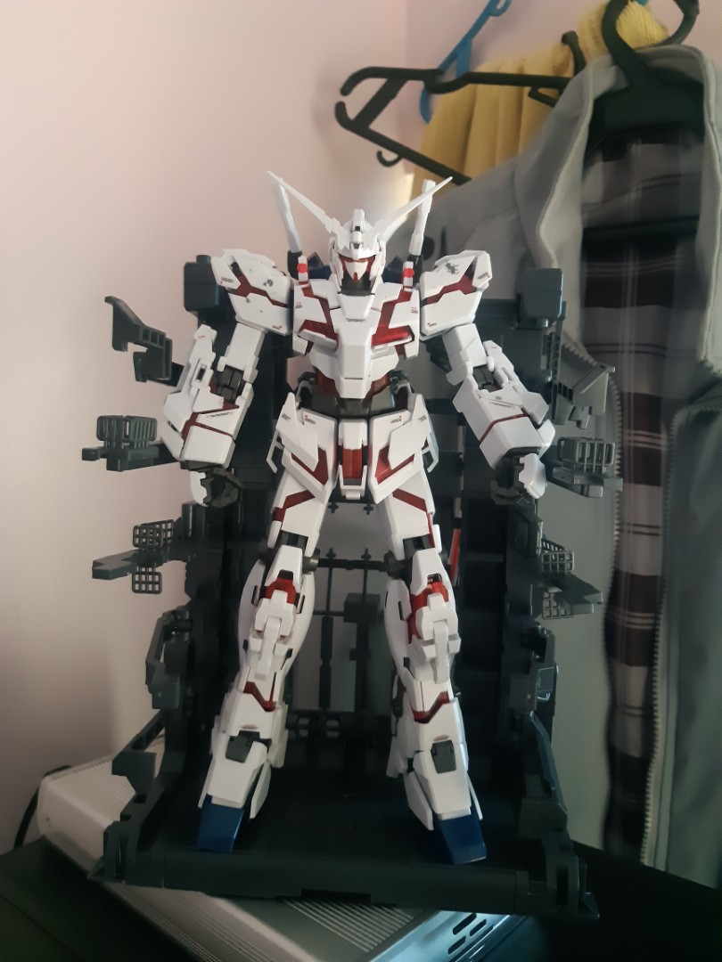 MG 1:100 Scale Daban Model RX-0 Unicorn with Cage, Hobbies & Toys, Toys ...
