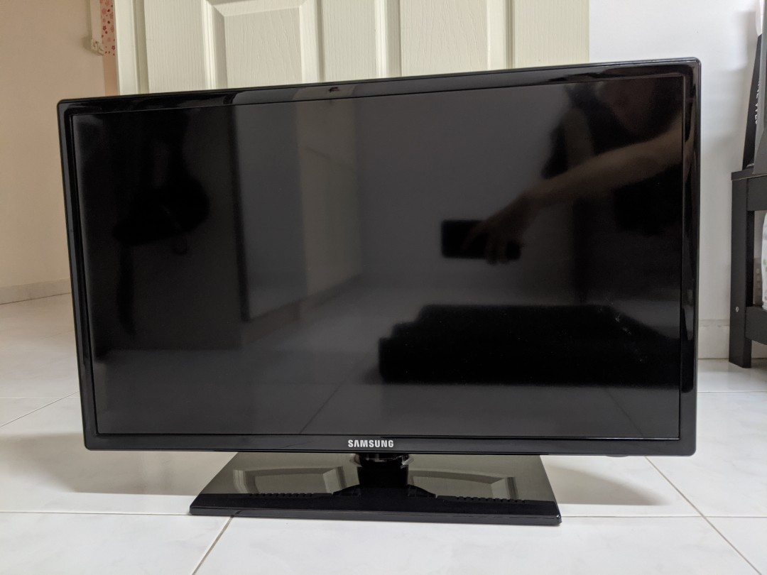Samsung TV 26 inch, Home Appliances, TVs & Entertainment Systems on ...