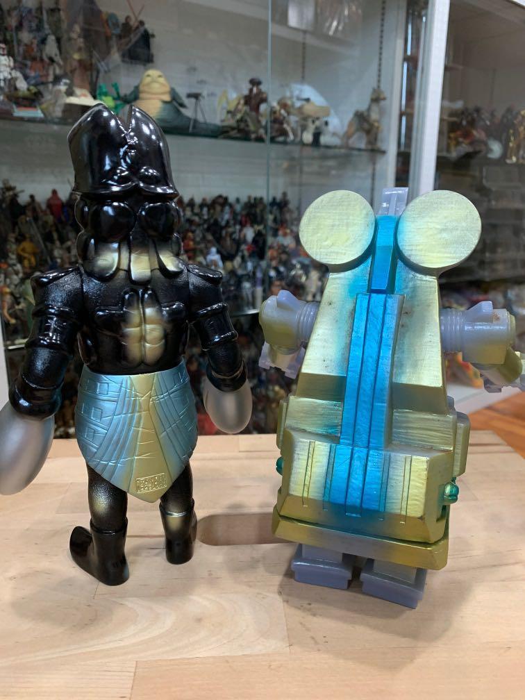 Ultraman Kaiju set alien baltan jr and builgamo from bullmark, Hobbies ...