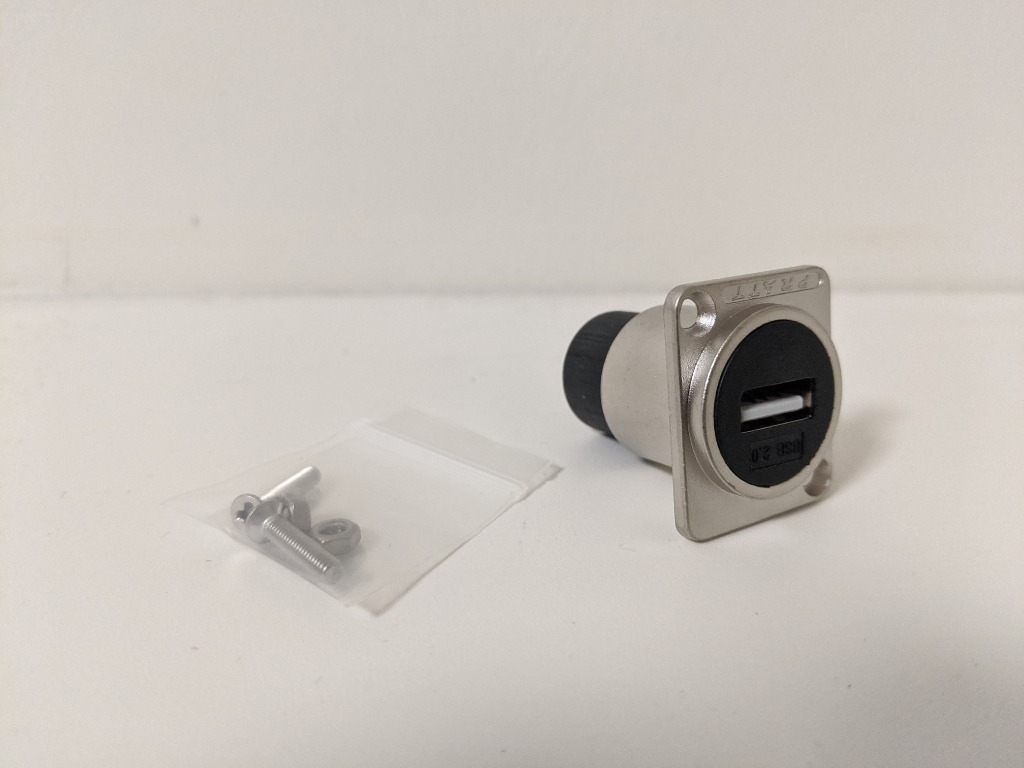 USB-A to USB-A Passthrough, Video Gaming, Gaming Accessories, Cables ...