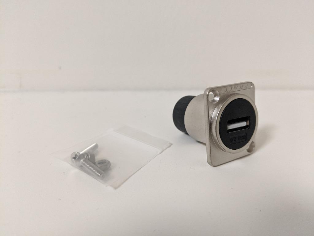 USB-A to USB-A Passthrough, Video Gaming, Gaming Accessories, Cables ...