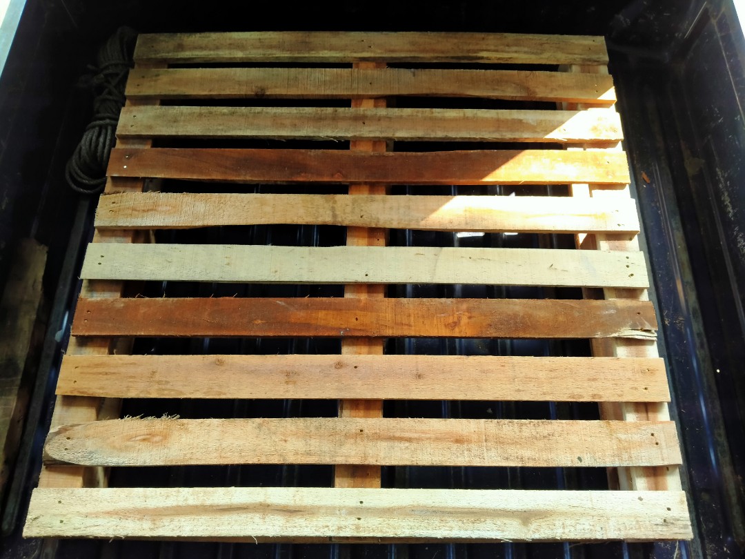 palet kayu, Barang Yang Dicari di Carousell