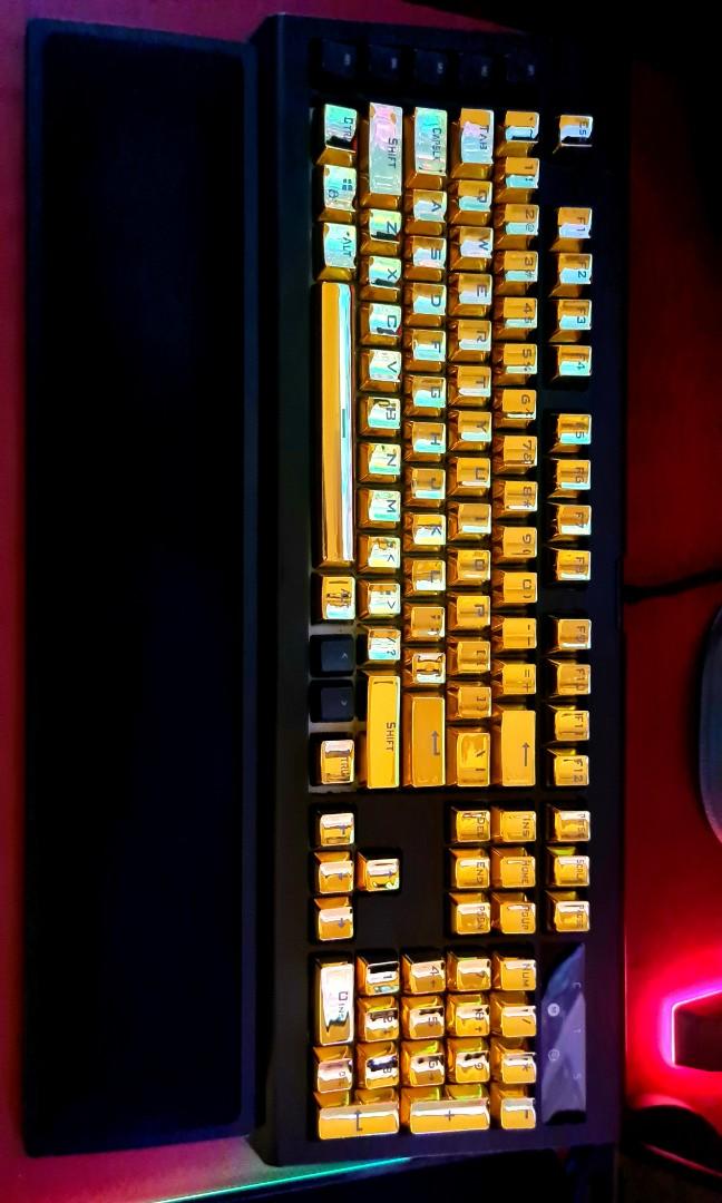 Razer Blackwidow Chroma V2, Computers & Tech, Parts & Accessories ...