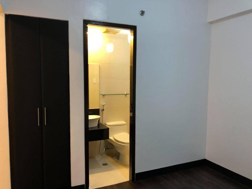 RFO Studio Montecito Residential Condo Newport City near Airport ...