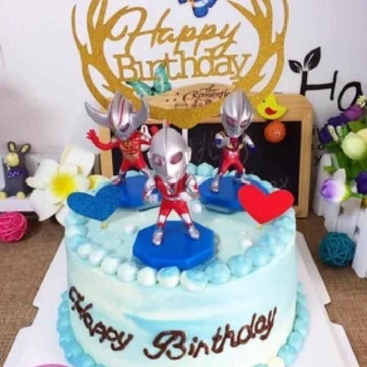 Ultraman #2 Figurines Cake Topper, Hobbies & Toys, Toys & Games on ...