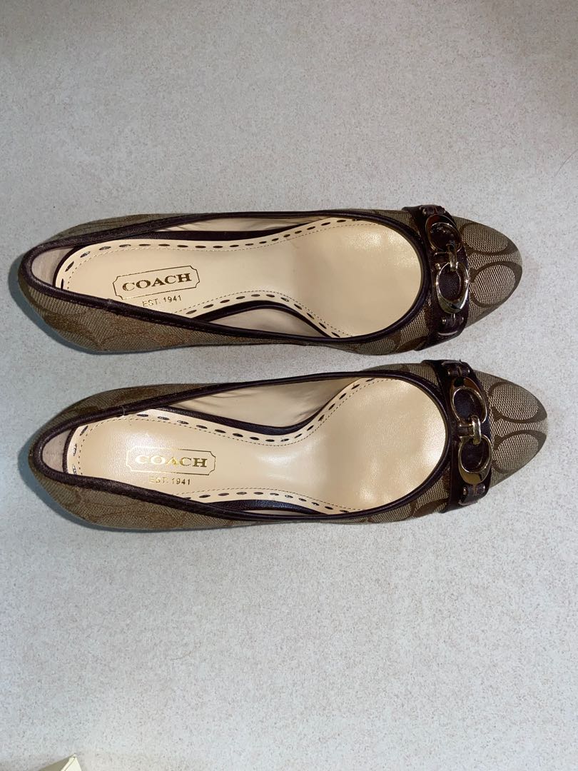 authentic Coach heels, Women's Fashion, Footwear, Heels on Carousell