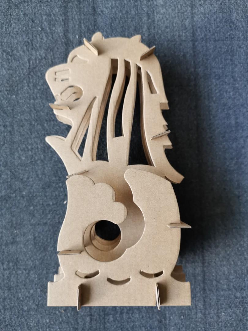 Cardboard Merlion (diecut), Hobbies & Toys, Toys & Games on Carousell