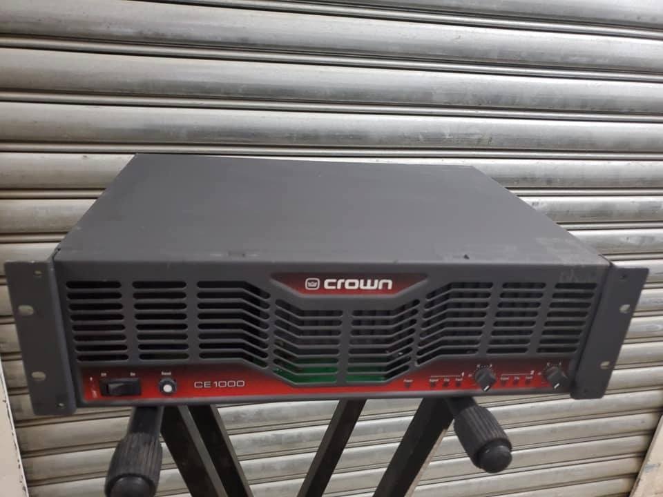 Crown CE-1000 Stereo Power Amplifier $2500, 音響器材, 可攜式音響設備 - Carousell