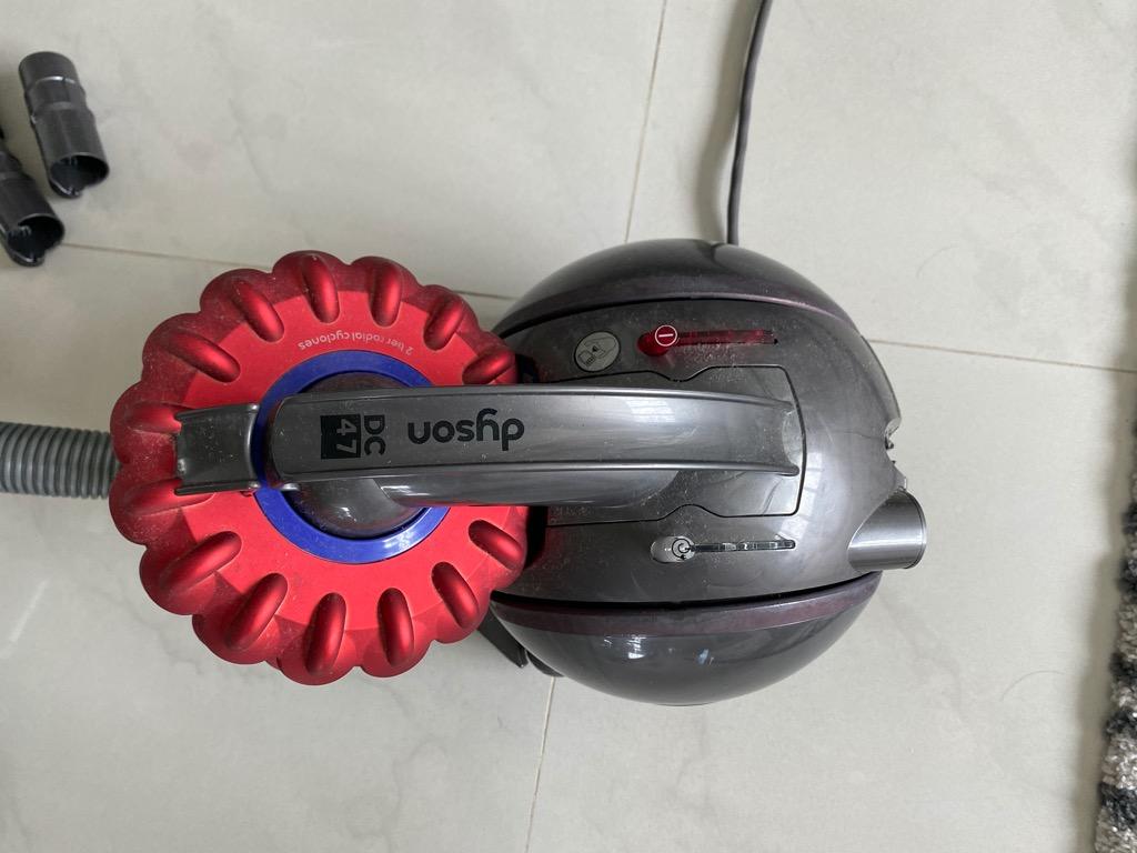 Dyson DC47 Corded vacuum cleaner + Extra parts, TV & Home Appliances ...