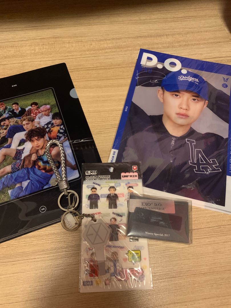 EXO Bundle, Entertainment, K-Wave on Carousell