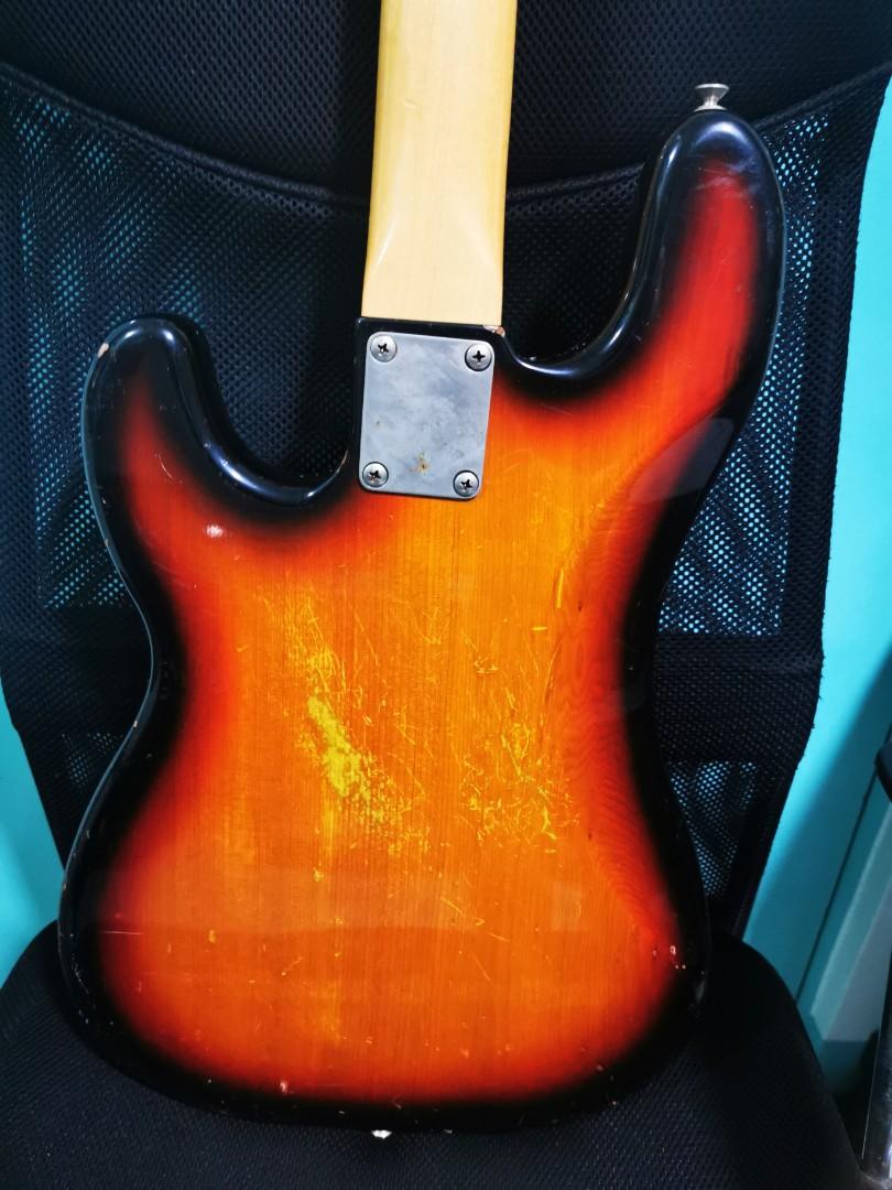 Fesher personal vintage bass guitar, Hobbies & Toys, Music & Media, CDs ...
