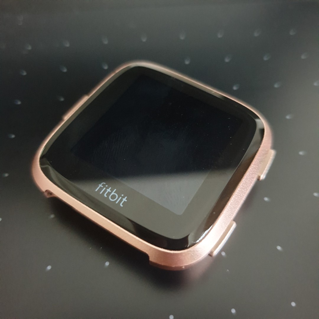 Fitbit Versa (pink) - pebble only, Mobile Phones & Gadgets, Wearables ...