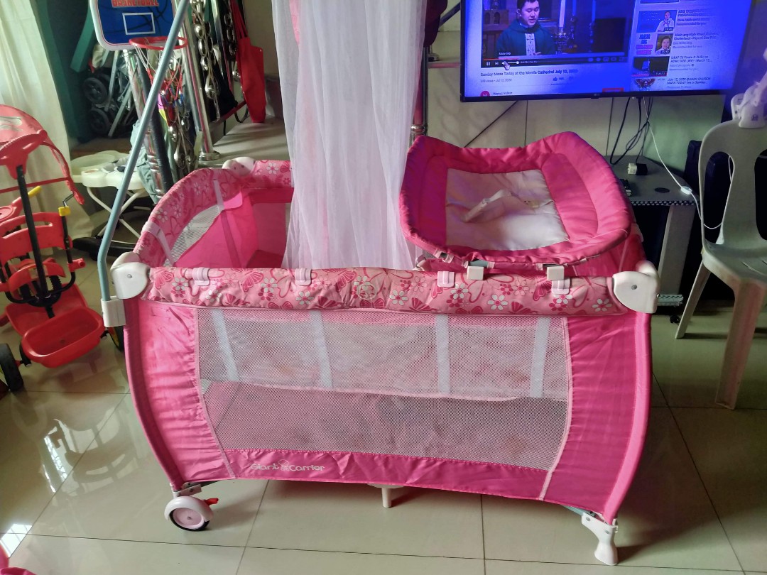 Giant carrier princess type crib, Babies & Kids, Baby Nursery & Kids ...