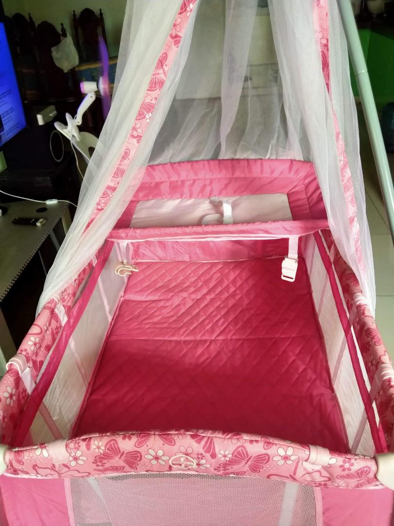 Giant carrier princess type crib, Babies & Kids, Baby Nursery & Kids ...