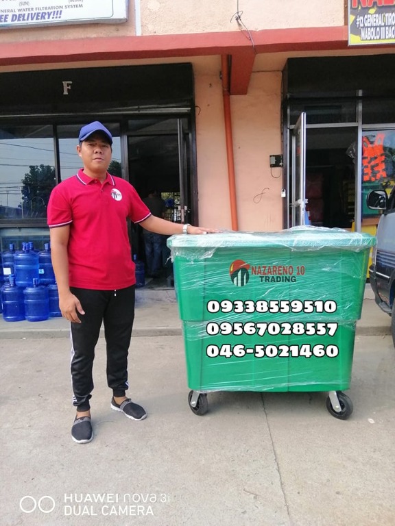 Mobile trash bin, Furniture & Home Living, Gardening, Gardening Tools ...