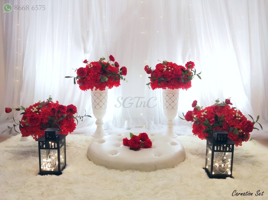 Rent Mini Pelamin Dais Tables and Chairs Rental Sofa Backdrop Bench ...