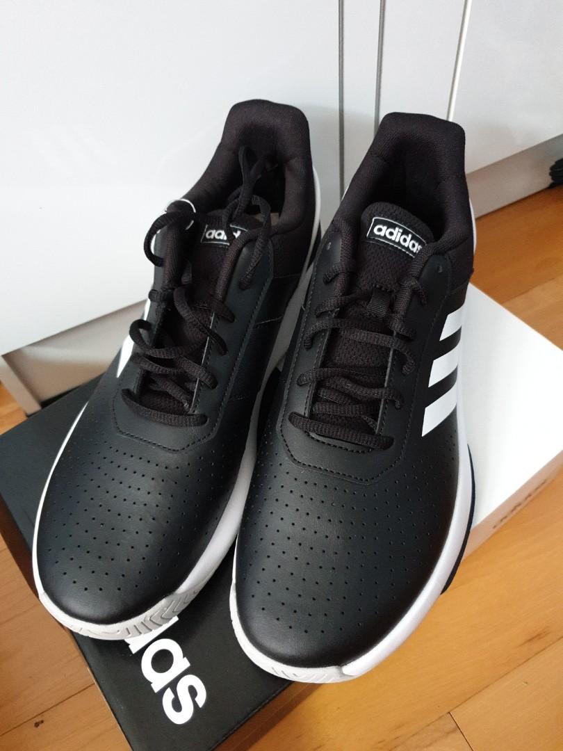 Sepatu Adidas Original, Fesyen Pria, Sepatu , Sneakers di Carousell