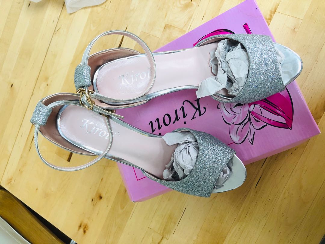 Silver heels 4.5 inch, Women's Fashion, Footwear, Heels on Carousell