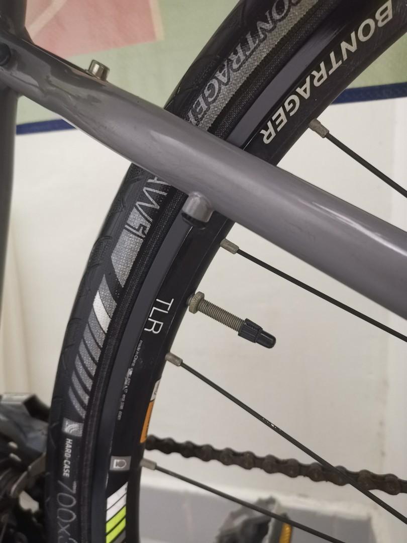 Trek FX 7.4 Disc hybrid bike, Sports Equipment, Bicycles & Parts ...