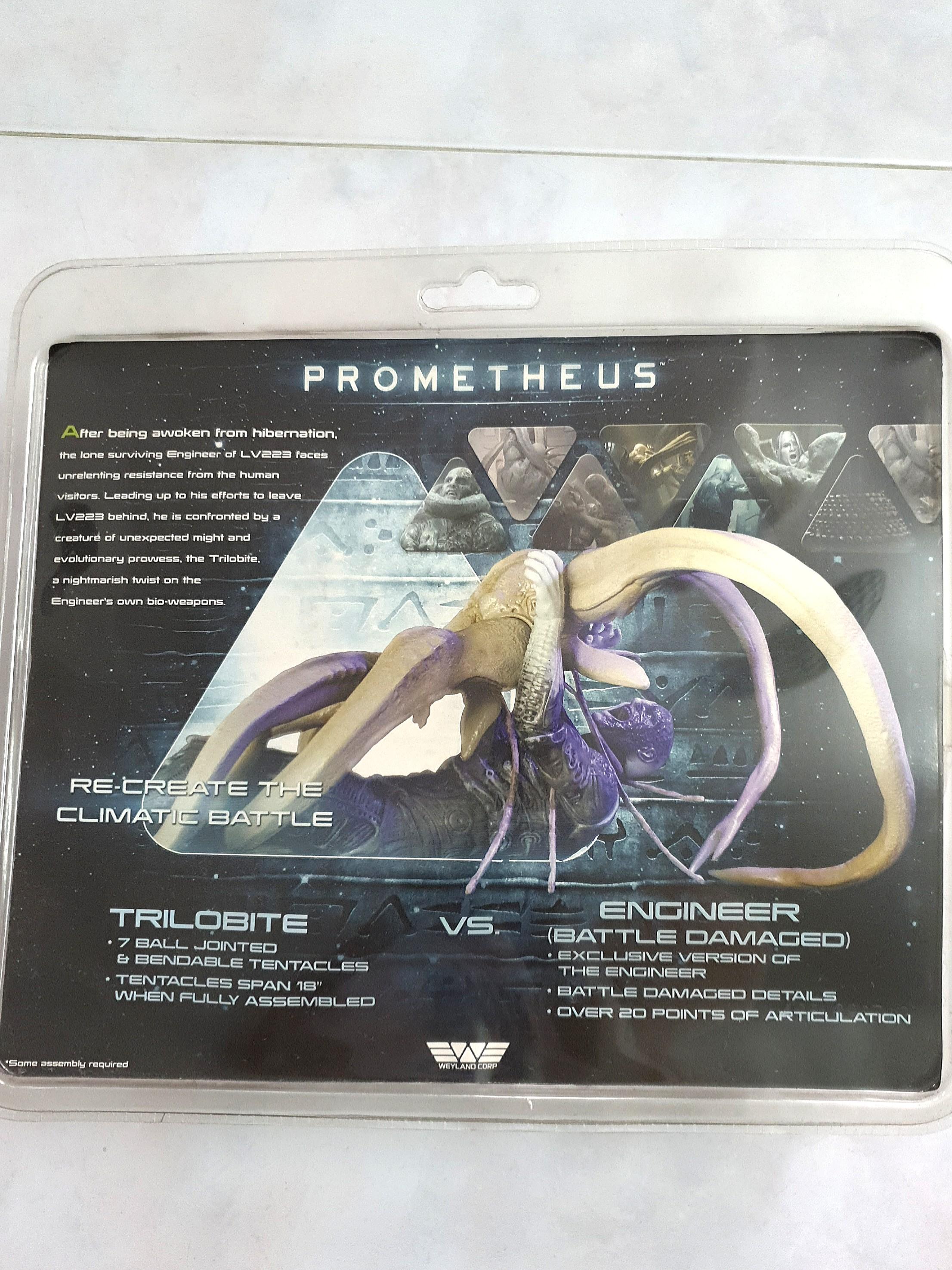 Trilobite vs Engineer (Prometheus, Neca) (Not Marvel, DC, Sideshow, XM ...