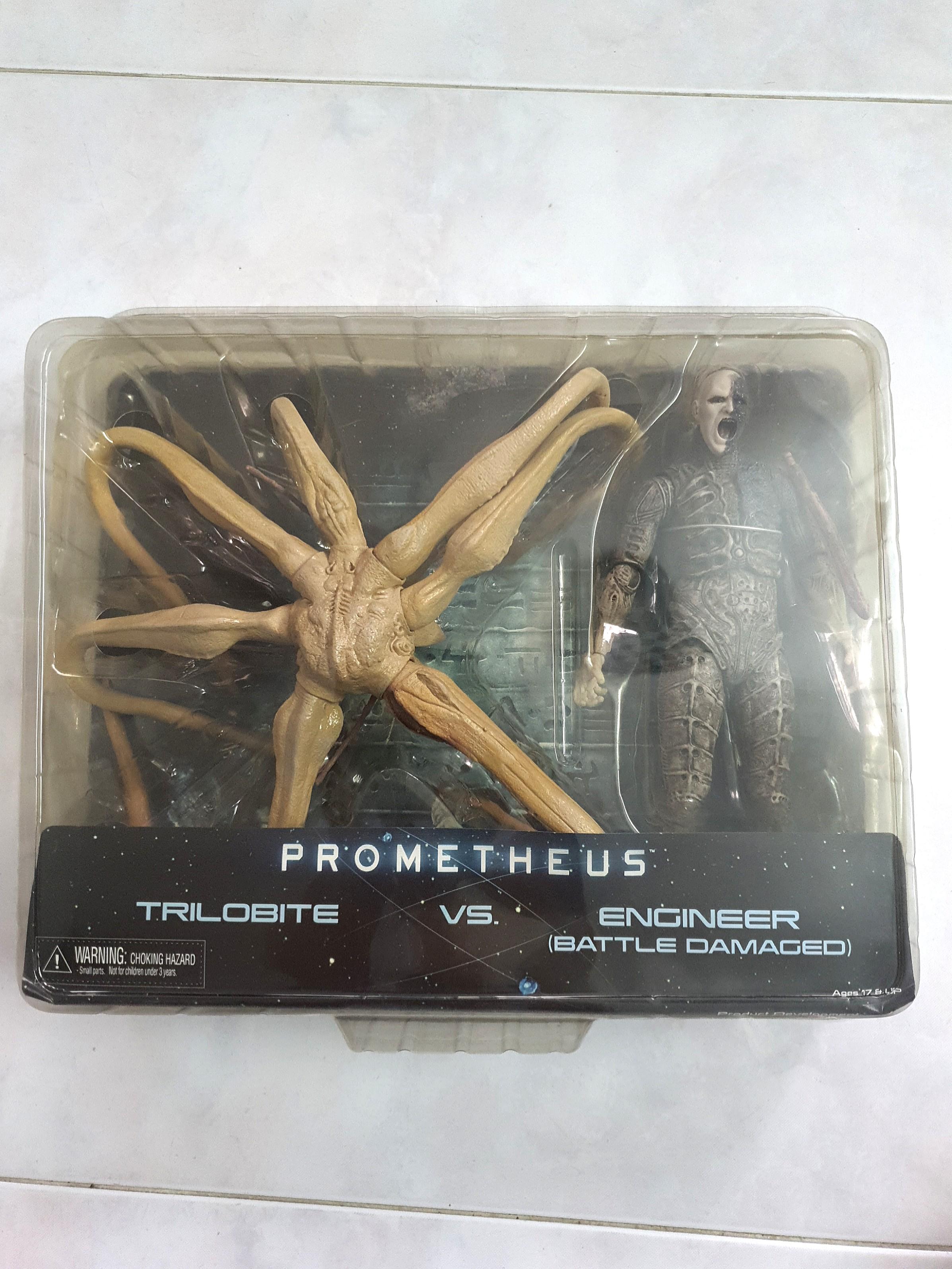 Trilobite vs Engineer (Prometheus, Neca) (Not Marvel, DC, Sideshow, XM ...