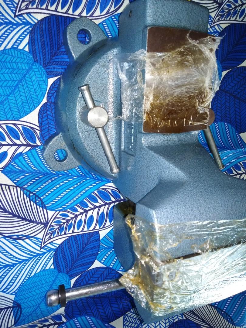 Vice clamp (GATO), Furniture & Home Living, Cleaning & Homecare ...