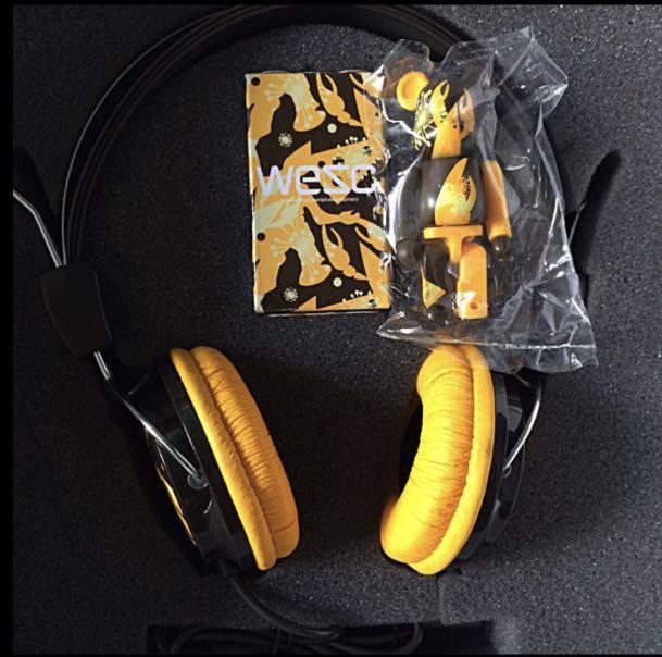 Rare WESC Egg Beer Crayfish Swedish Travel Bongo Headphones 100% ...