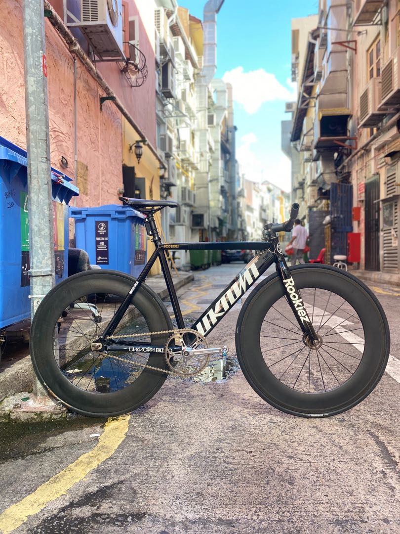 88mm carbon wheelset, Sports Equipment, Bicycles & Parts, Bicycles on ...