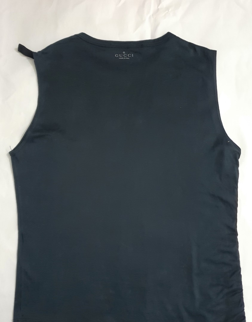 GUCCI Top rm200, Luxury, Apparel on Carousell