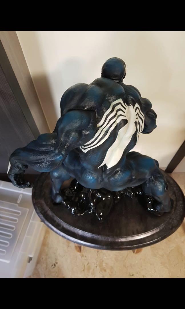 Custom MVC Venom statue exclusive with 3 heads not sideshow, Hobbies ...