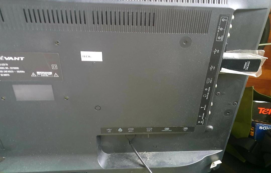 DEVANT SMART LED TV 32", TV & Home Appliances, TV & Entertainment ...