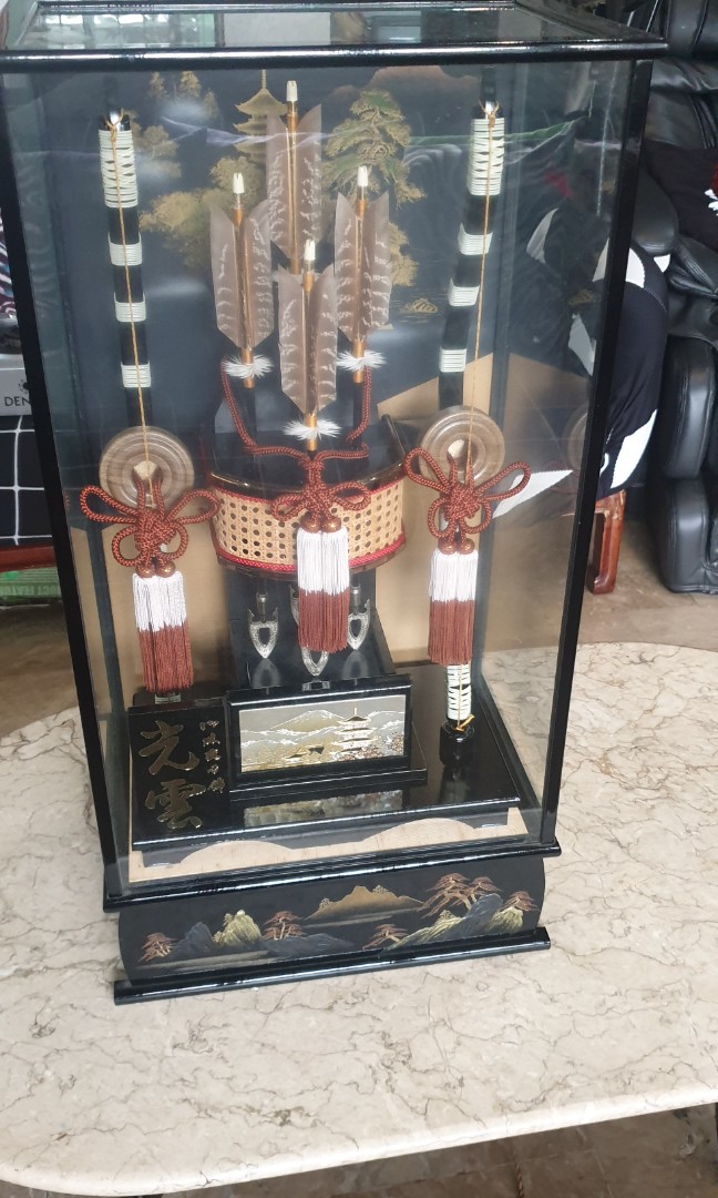 Japanese Arrow Display, Hobbies & Toys, Memorabilia & Collectibles ...