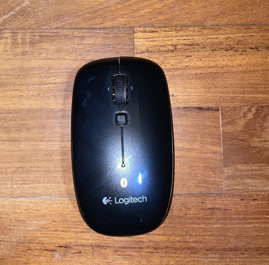 Logitech M557, Computers & Tech, Parts & Accessories, Mouse & Mousepads ...