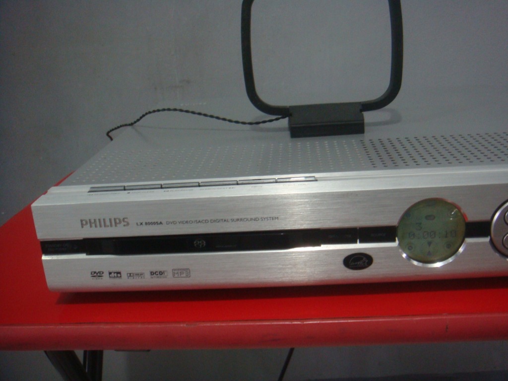 Philips LX 8000 SA SACD/DSD/CD/ DVD Player with AM/FM Tuner, Audio ...
