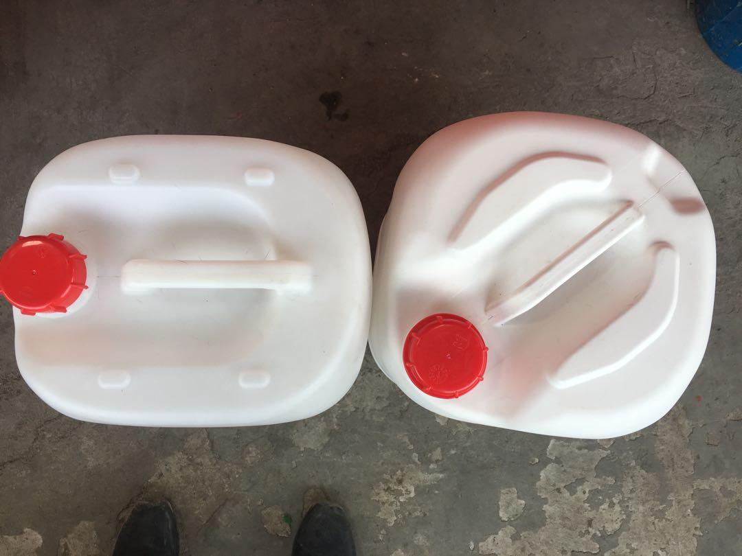 Plastic Tong White / Tong Minyak Putih, Everything Else, Others on ...