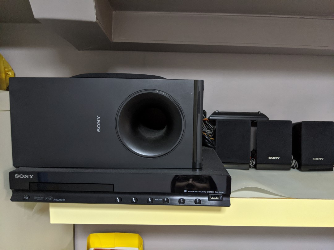 Sony DVD home cinema system DAV-TZ140, TV & Home Appliances, TV ...
