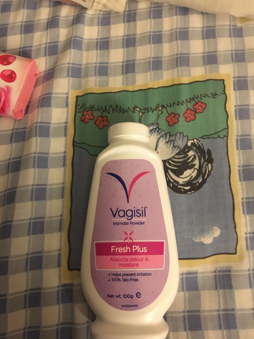 Vagisil intimate powder, Health & Beauty, Bath & Body on Carousell