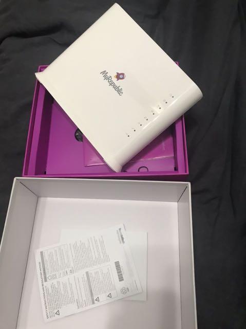 Wifi Hub (AC1600 router) My Republic, Computers & Tech, Parts ...