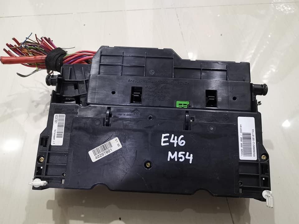 BMW E46 M54 2.5 Fusebox Fuse Box, Auto Accessories on Carousell