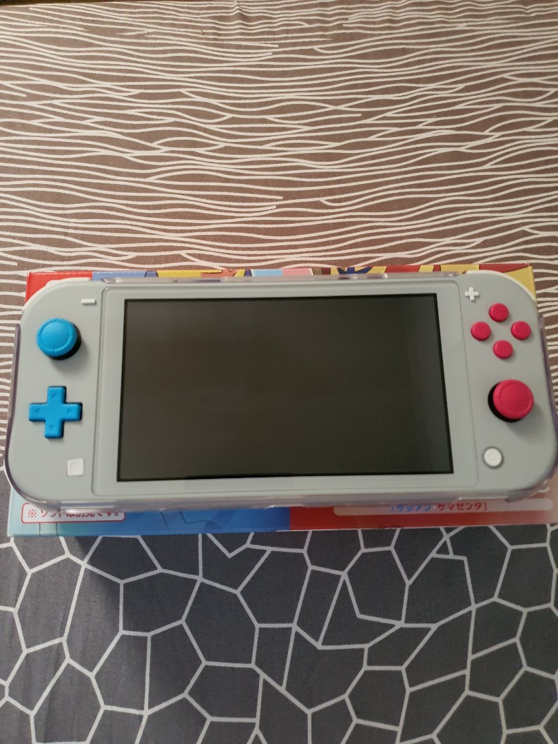 Nintendo switch lite limited edition pokemon, Video Gaming, Video Games ...