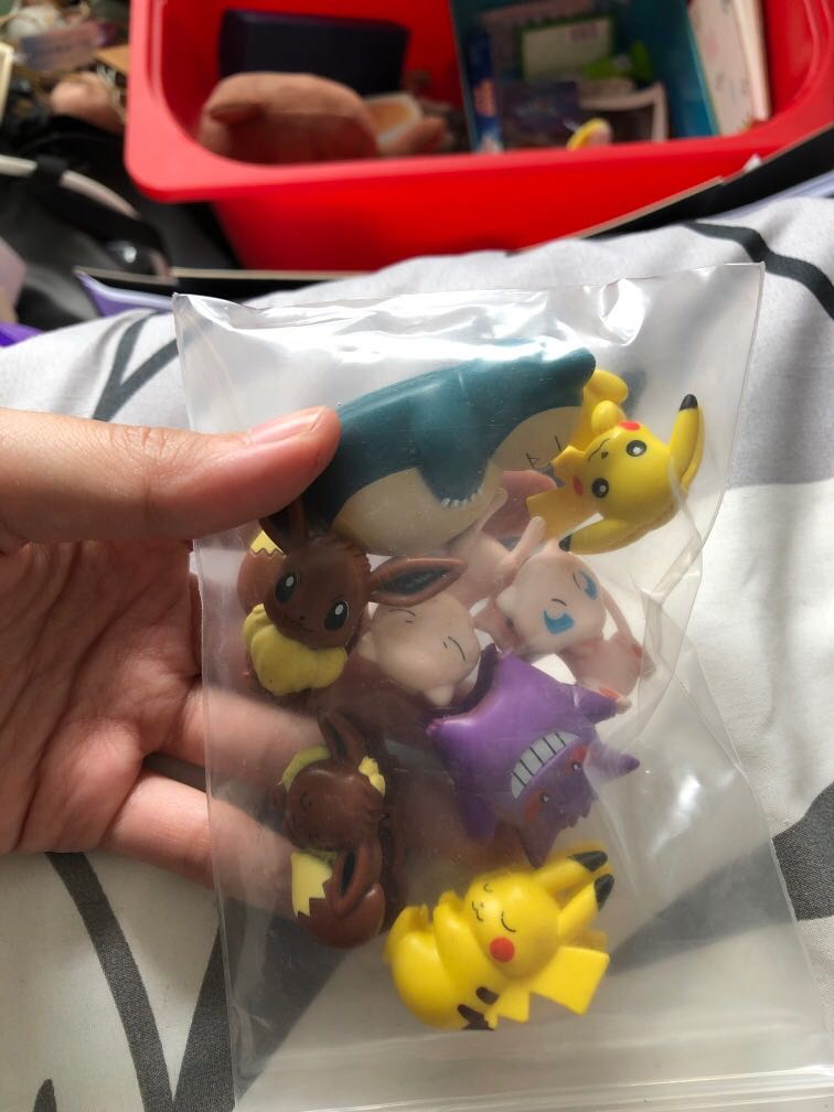 Limited Edition Pokemon Clips, Hobbies & Toys, Toys & Games on Carousell