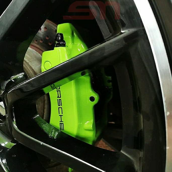 Porsche Brake Caliper Painting LIME GREEN, Auto Accessories on Carousell