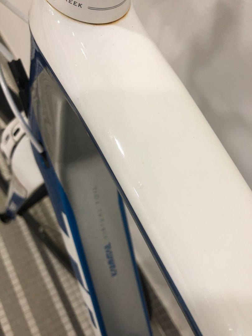 Road Bike Trek Madone 6.2c, Sports Equipment, Bicycles & Parts ...