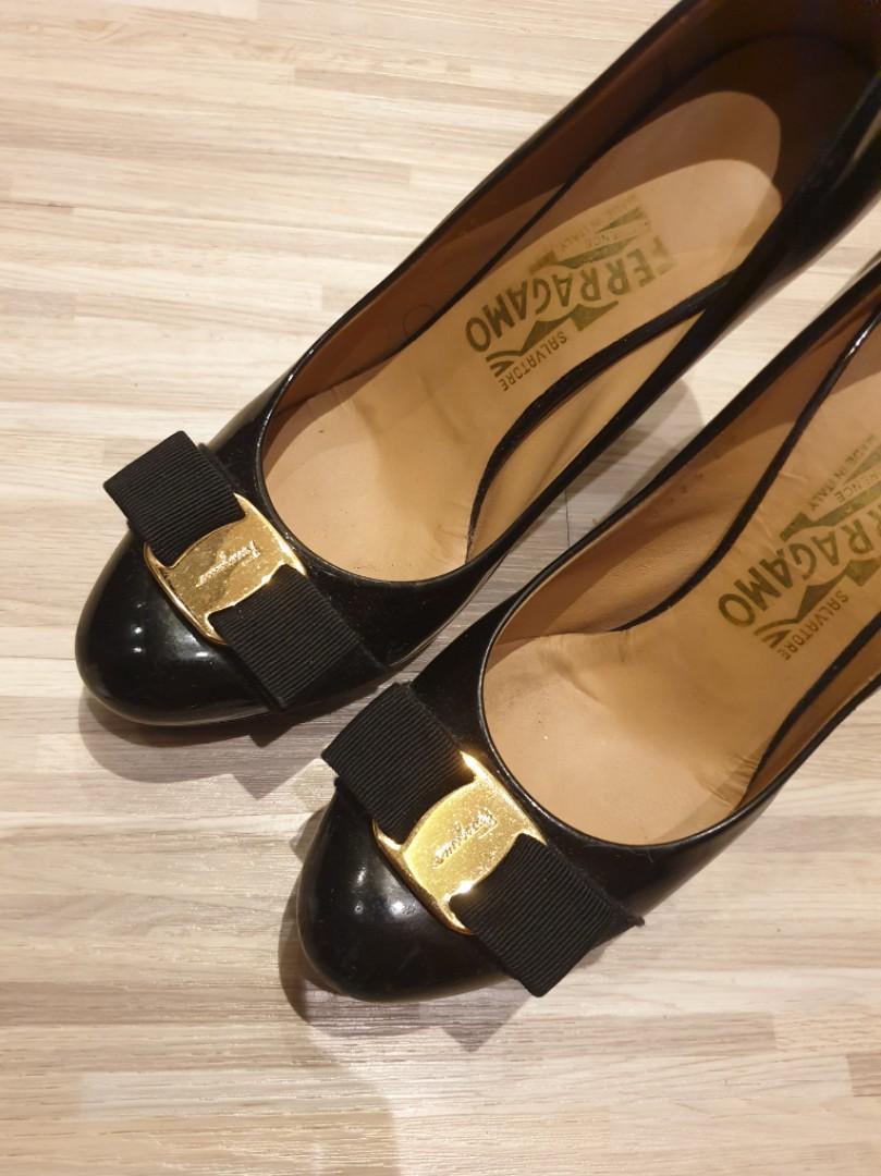 Salvatore Ferragamo Patent Leather Vara Bow Heels, Women's Fashion ...