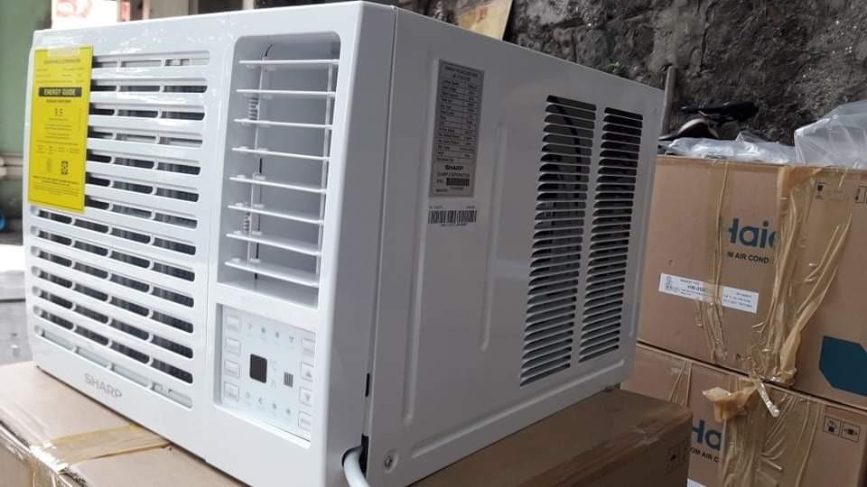 sharp window type aircon 1hp remote control, TV & Home Appliances, Air ...
