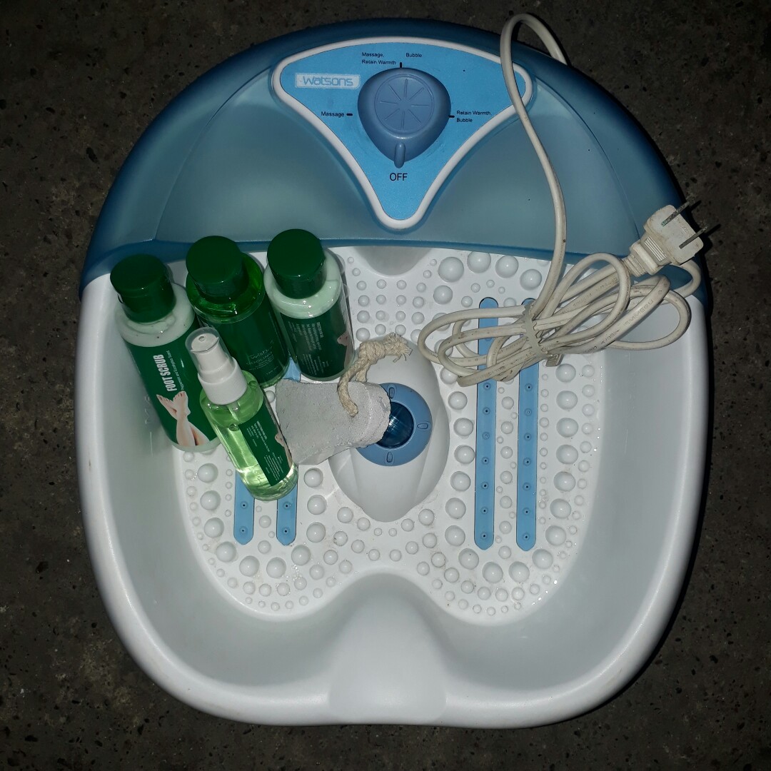 Watsons Foot spa machine, Beauty & Personal Care, Foot Care on Carousell