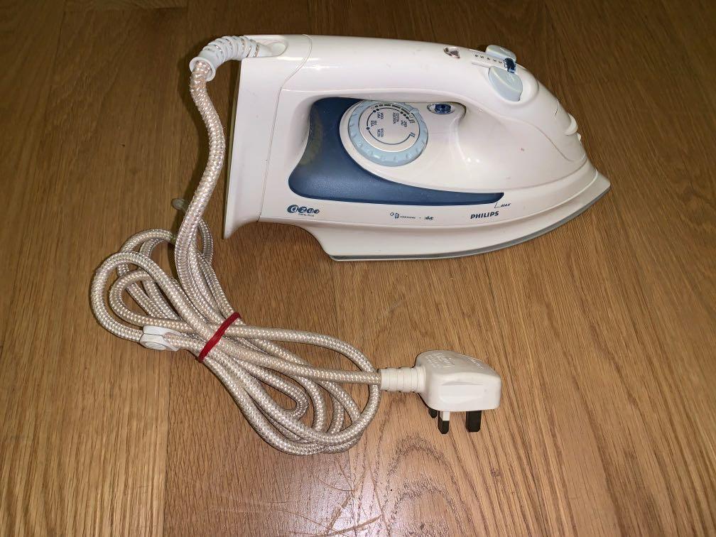 Philips iron, Home Appliances, Cleaning & Laundry on Carousell