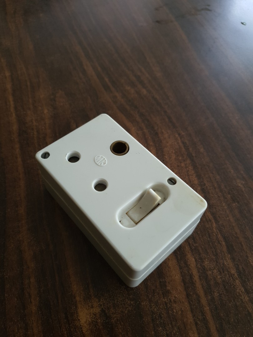 Vintage MK 15 Amp Switch Socket, Audio, Other Audio Equipment on Carousell